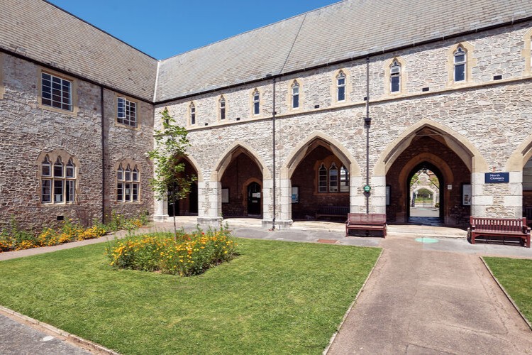 University of Exeter - The UK Study Expert